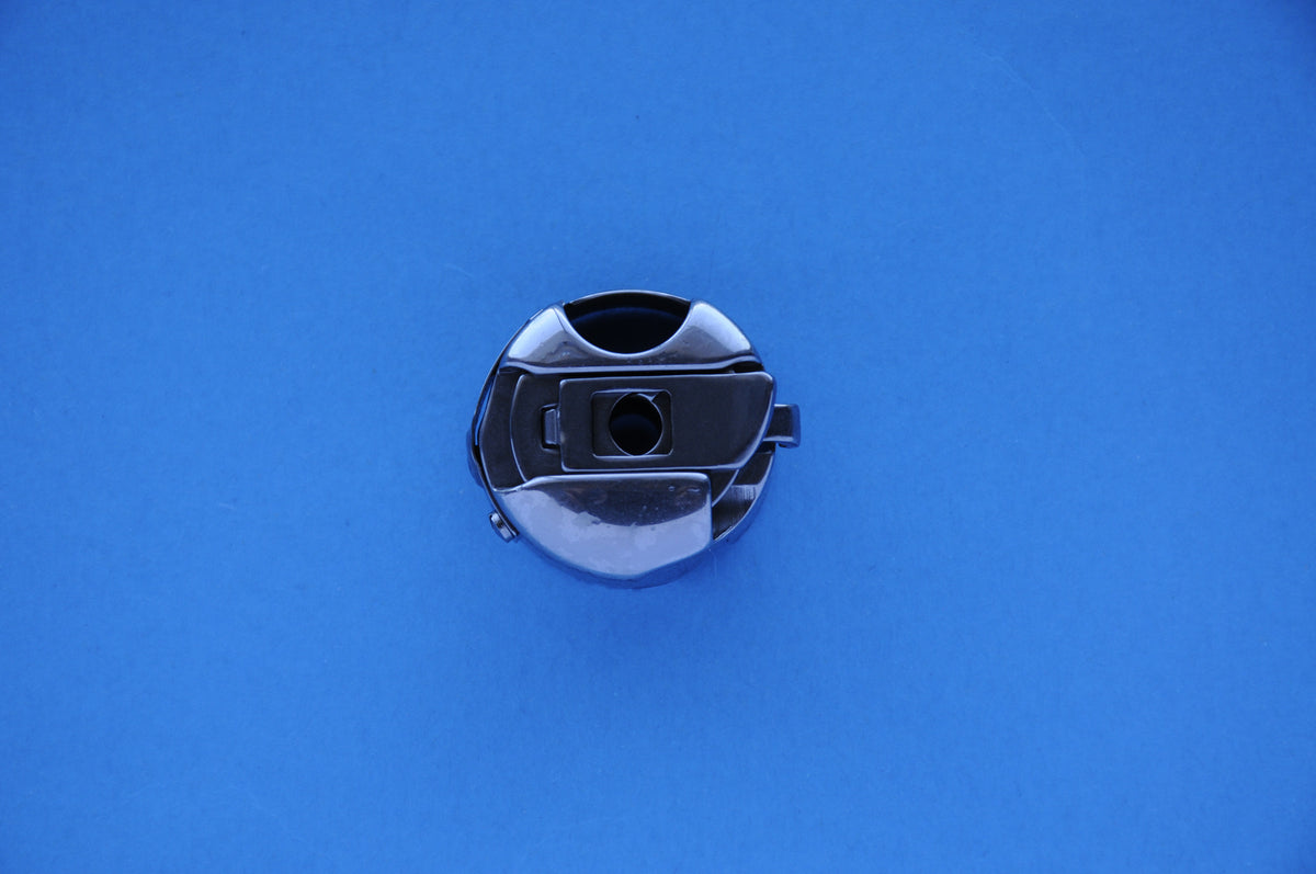 Singer 306, 319 and 320 bobbin case - original style. – S and P Sewing ...